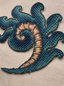 17th Century English Crewelwork Motif – Decor Antiquaire