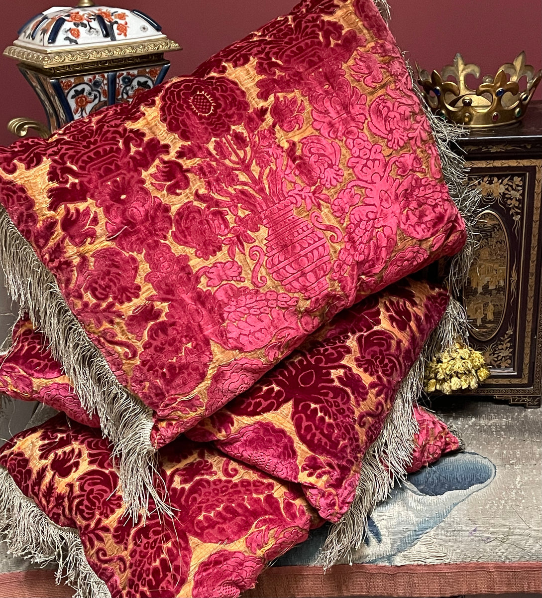 Antique Venetian Silk Velvet Cushions Set of Three – Decor Antiquaire