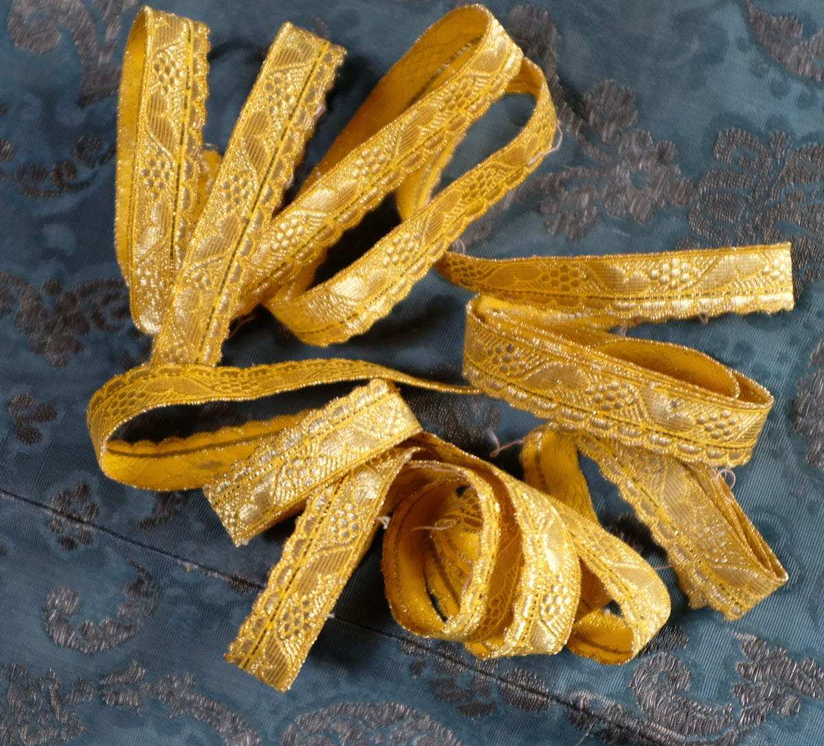 Antique French Gold Metallic Braid S4197 – Decor Antiquaire